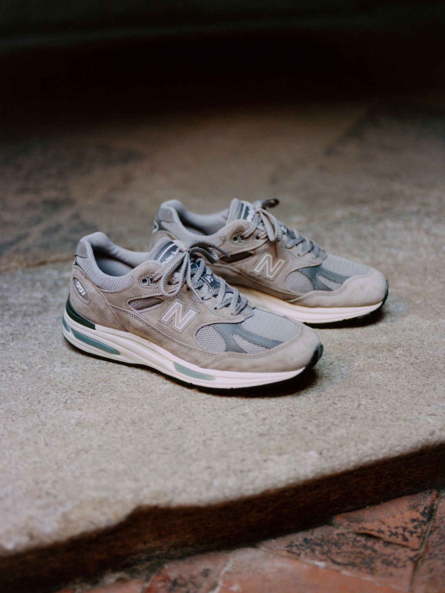 New Balance updates an iconic model with a 'la dolce vita' spirit ...